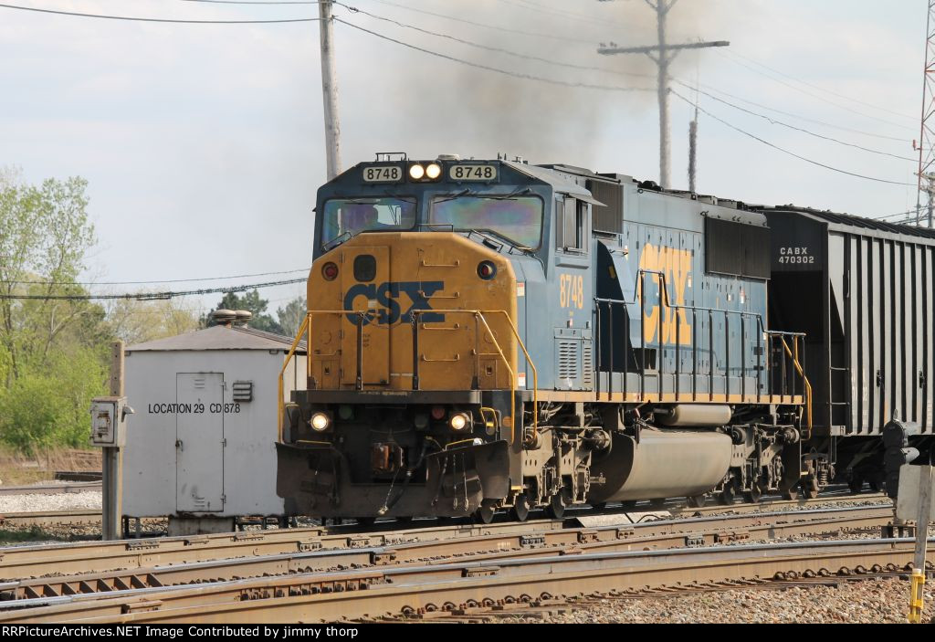 CSX 8748